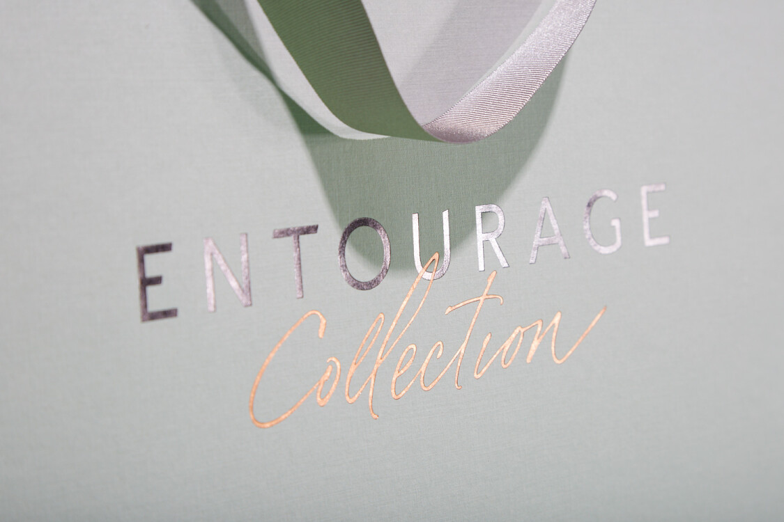 Bespoke Luxury Paper Carrier Bag Entourage > Progress Packaging