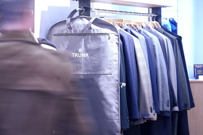 Luxury Suit Carrier Production > Progress Packaging