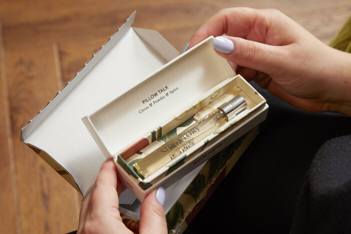 Side Story > Perfume Packaging and Ecommerce Boxes