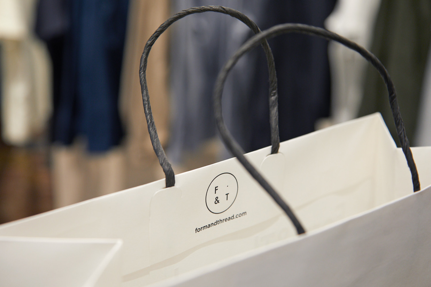 Paper bags with paper handles > Handles with care > Progress